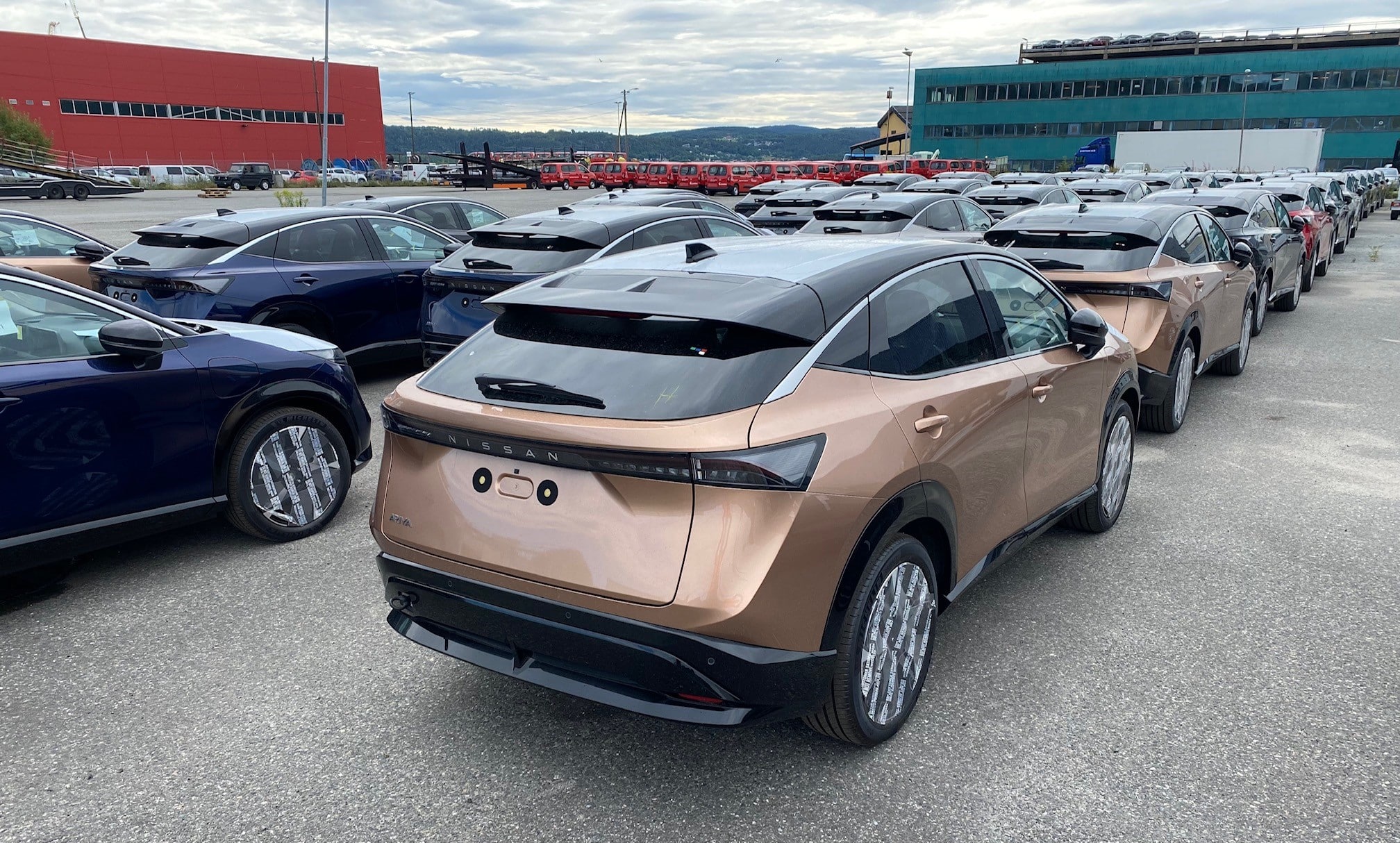De første Nissan Ariya er på plass - Norsk elbilforening