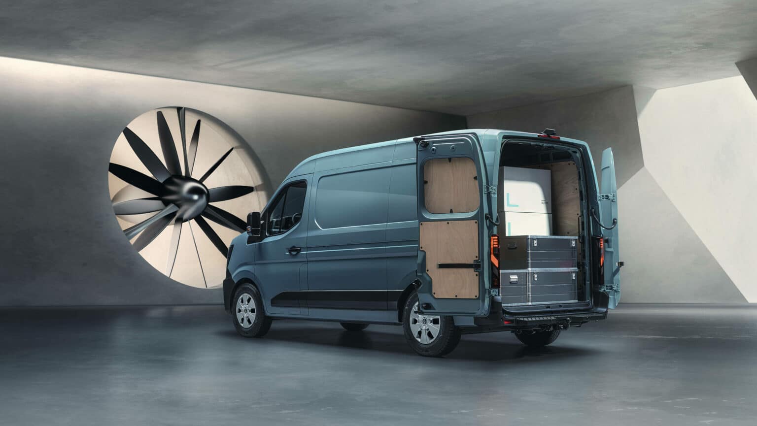 Renault Master - stor varebil med rekkevidde over 40 mil - Norsk ...