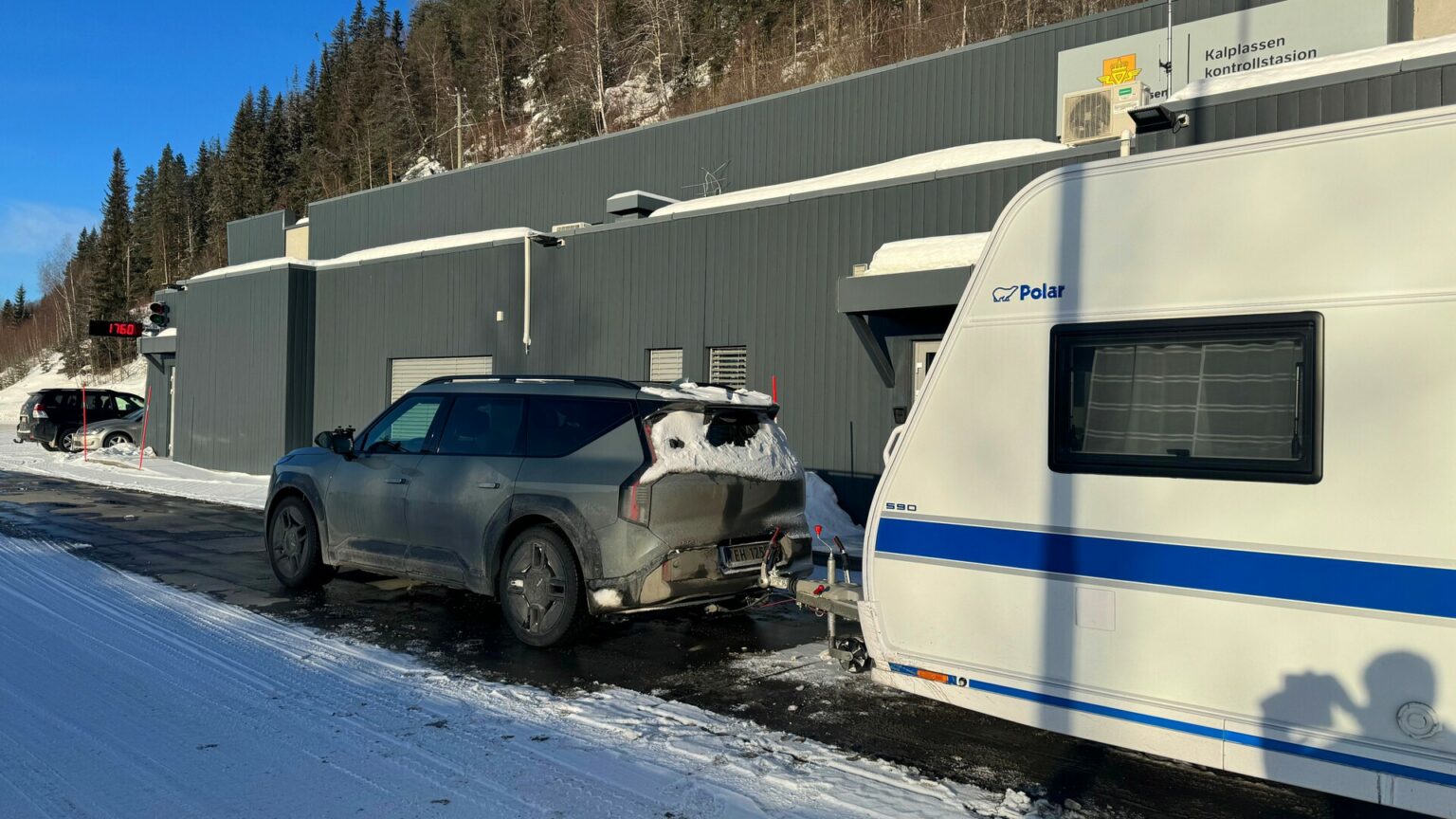 Test: Kia EV9 som batteribank på vinter-camping til fjells - Norsk ...