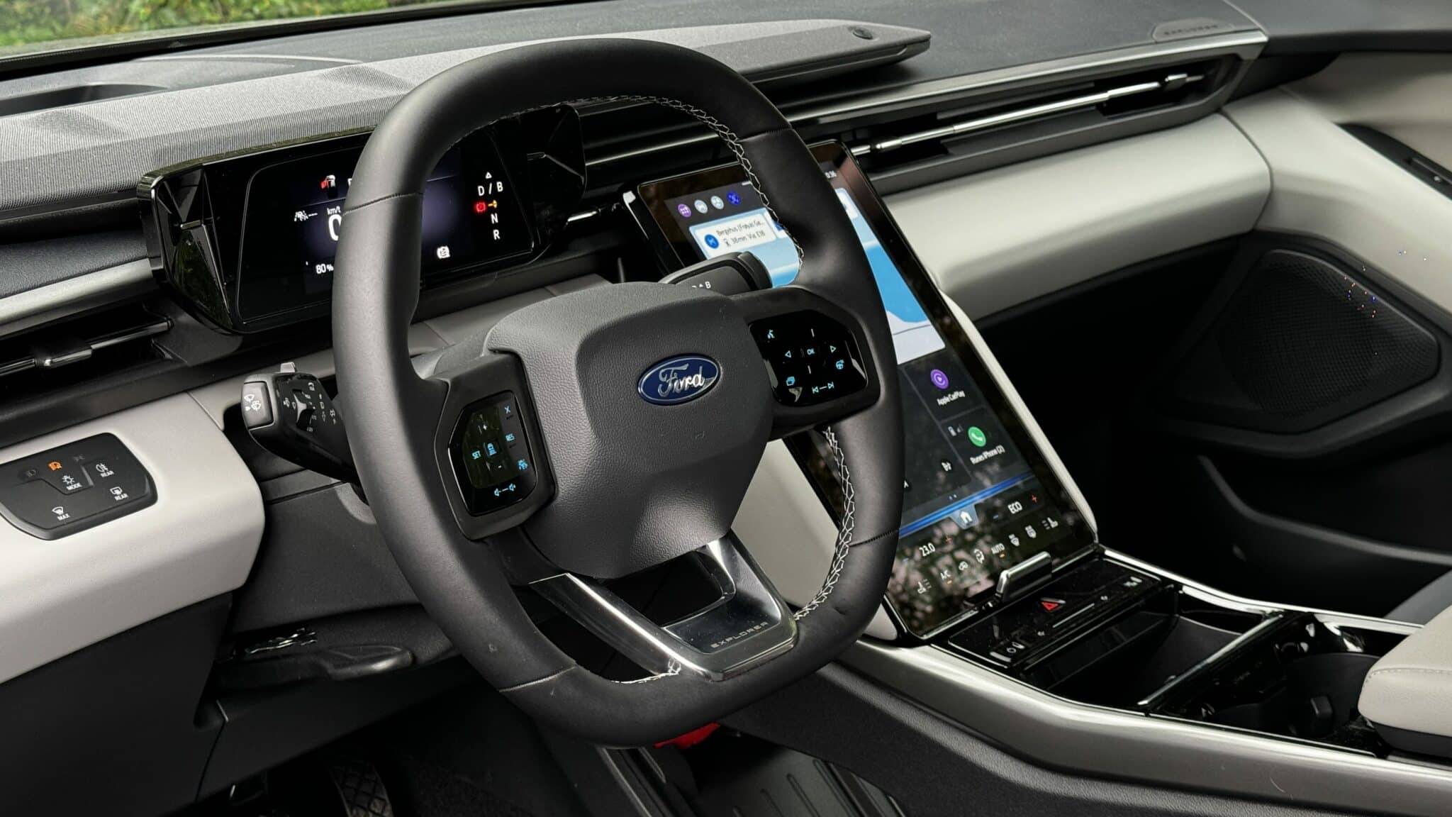 Test av Ford Explorer: Folkevogn fra Ford - Norsk elbilforening
