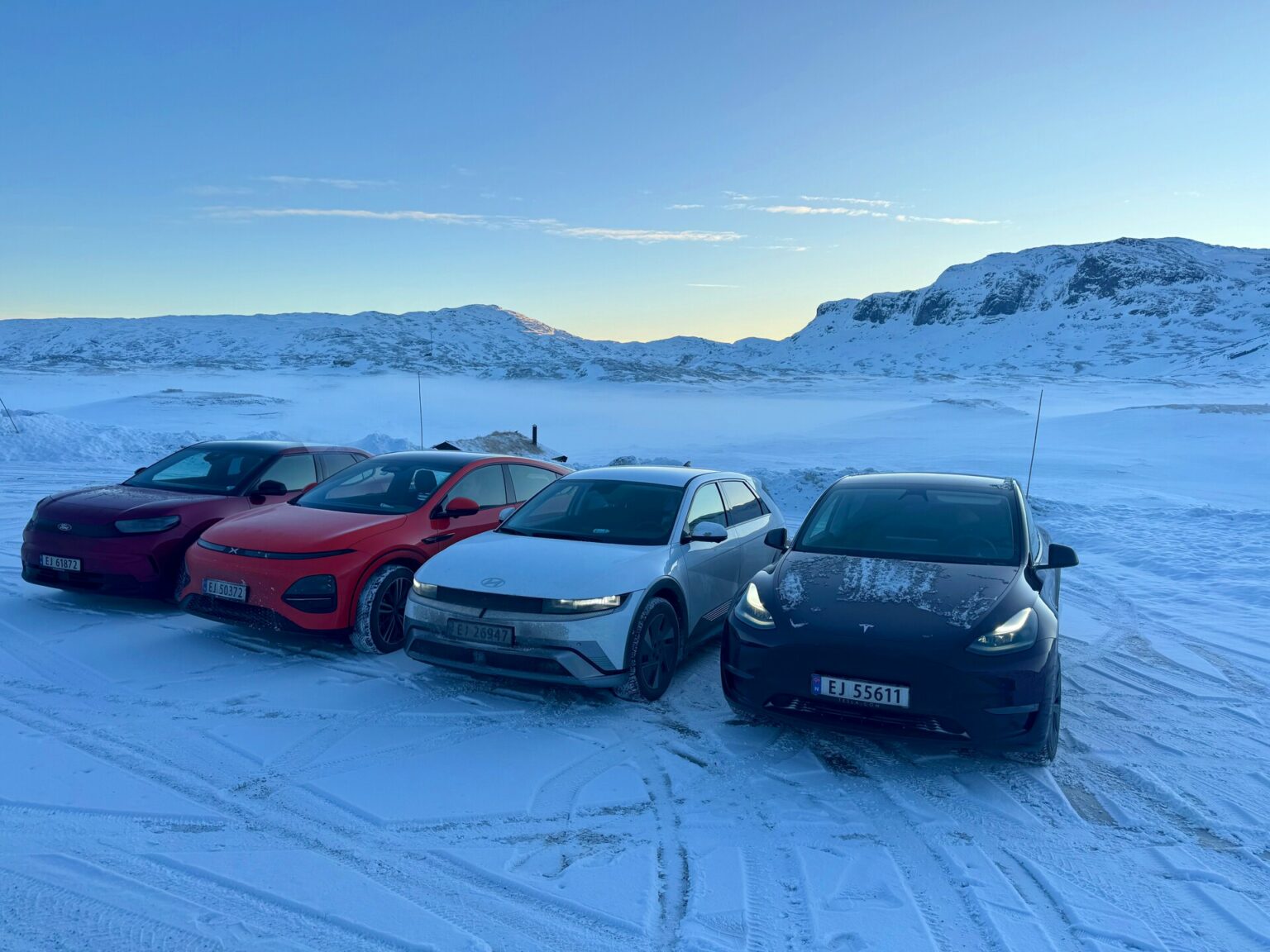 Dette skjer med normale elbiler i varierende norsk vinter - Norsk ...
