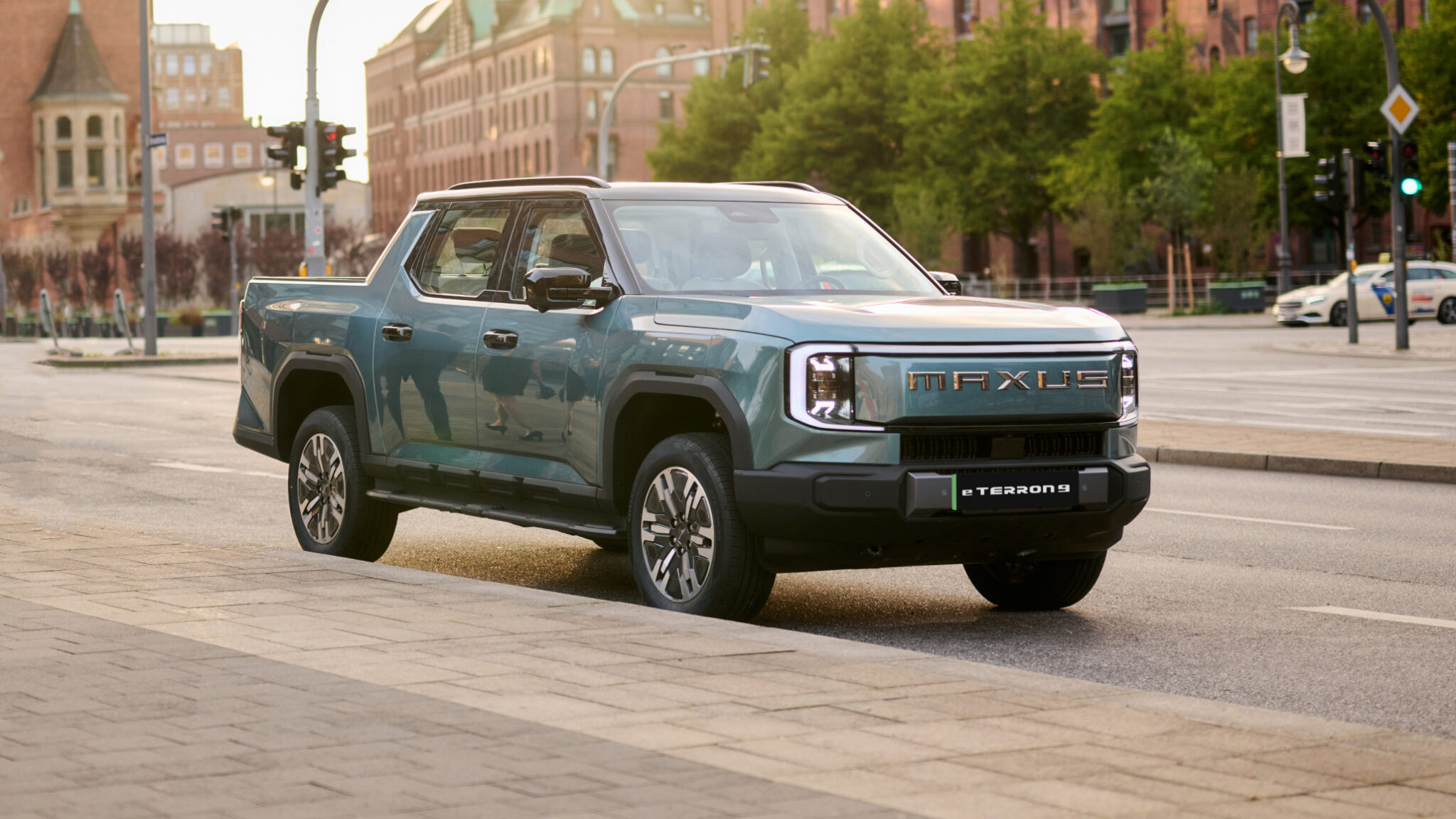 Nok en elektrisk 4X4 pickup melder seg på - Norsk elbilforening
