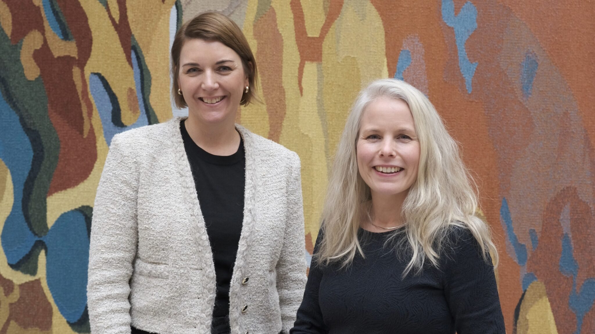 Det blir ikke full moms på elbiler i 2027 - Norsk elbilforening