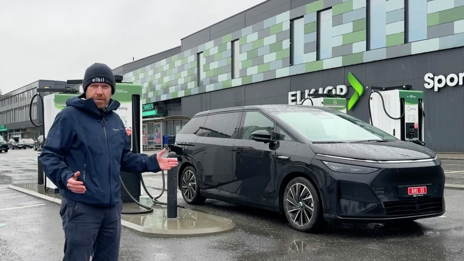 Vi tester Xpeng X9 - ikke sett makan - Norsk elbilforening