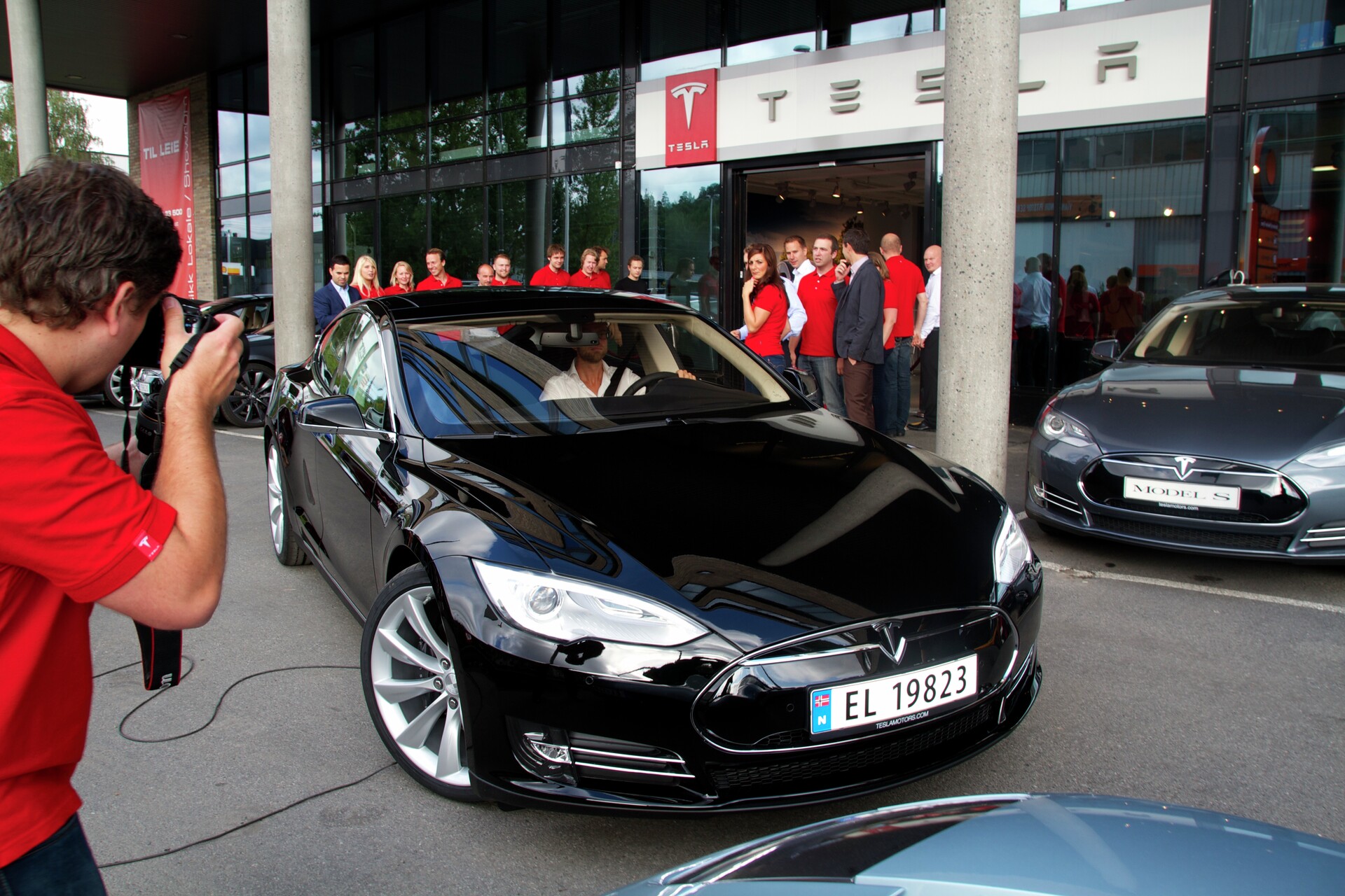 115 elbilister vant mot Tesla i Høyesterett - Norsk elbilforening